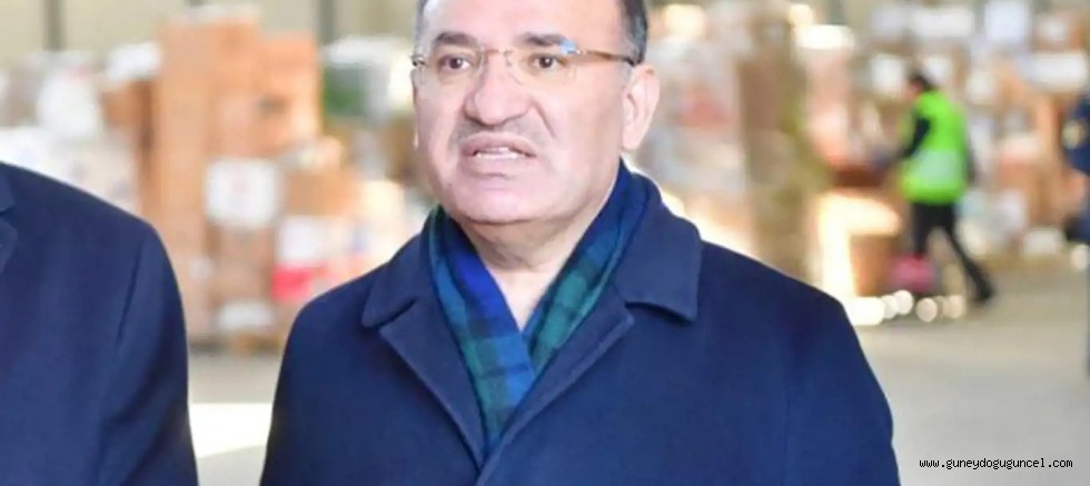 Bakan Bozdağ: Diyarbakır'da bir binada arama kurtarma çalışmaları ... Bakan Bozdağ: Diyarbakır'da bir binada arama kurtarma çalışmaları ...